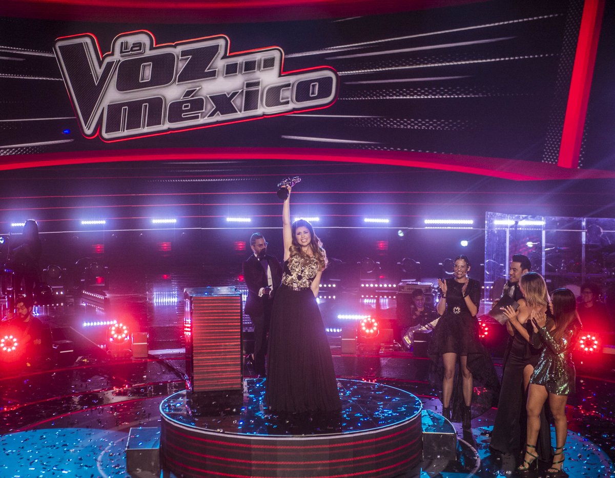 Una española ganó «La Voz México» y estalló la polémica - Moskita Muerta